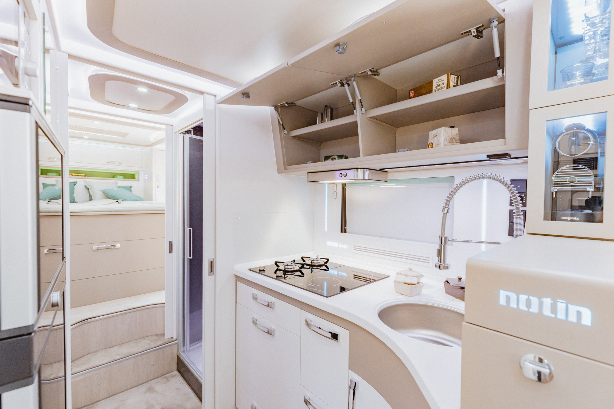 LINER - INT - MD - 68 - Notin