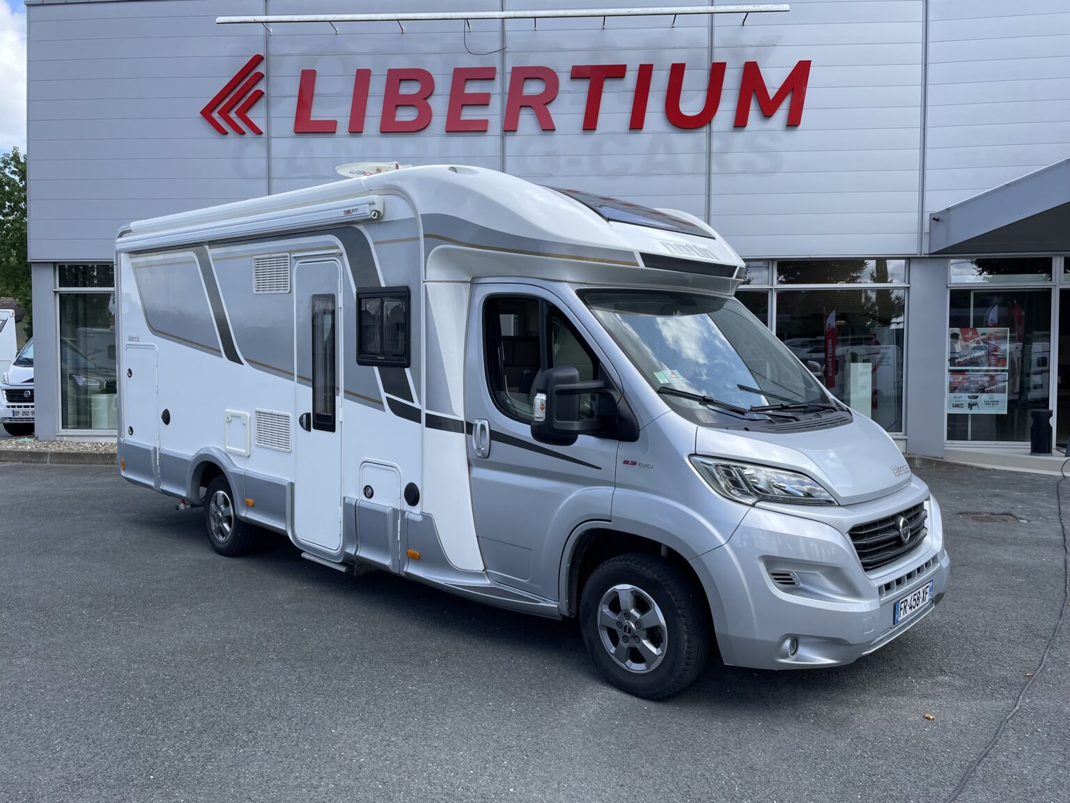 Camping-cars NOTIN : Profilés, Intégraux et Prestige