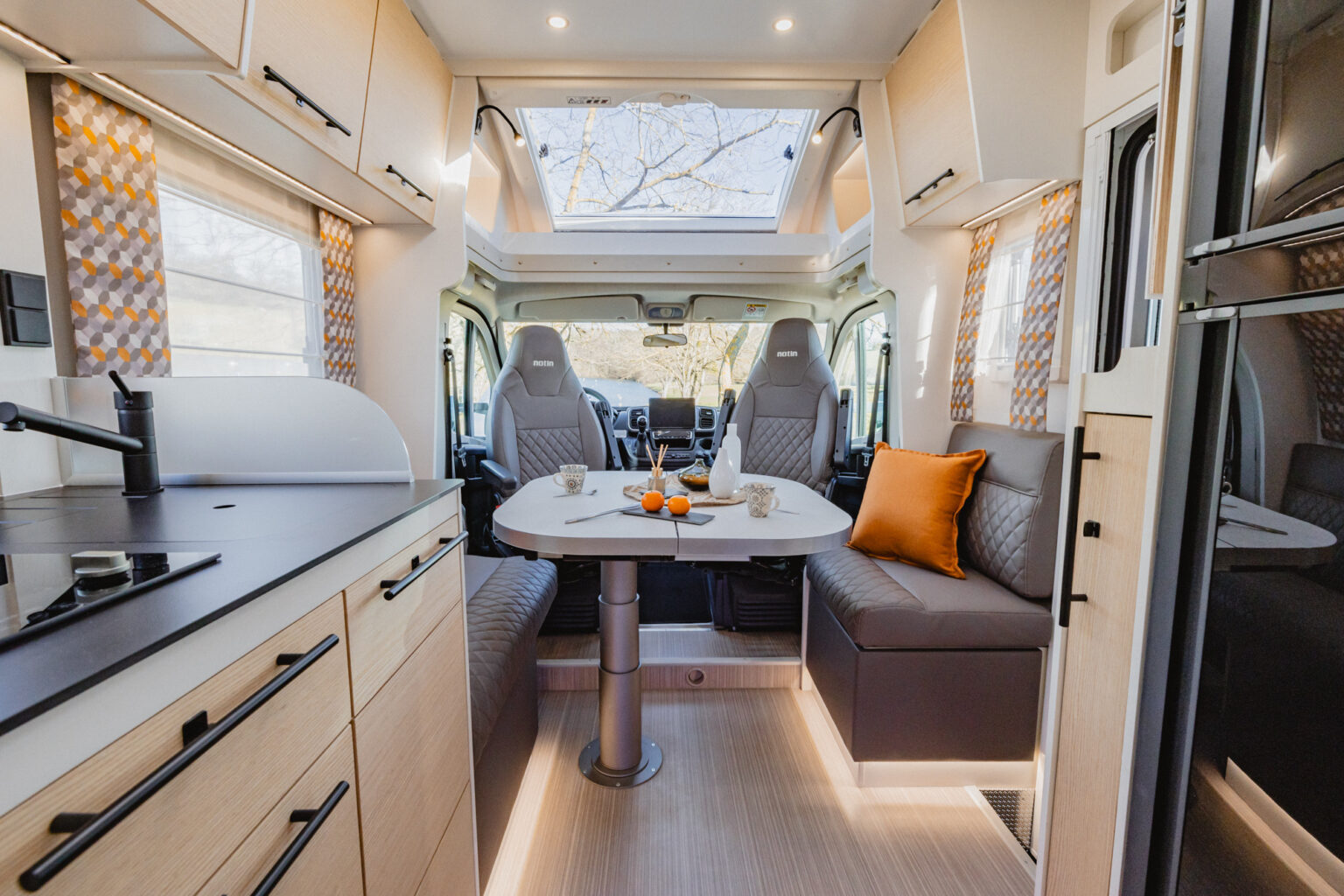 00082 - Victoria - MD - Notin